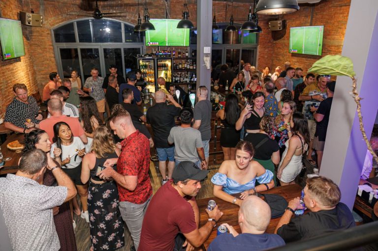 Top 4 Aussie Bars in Saigon to watch live AFL - AN Tours Vietnam